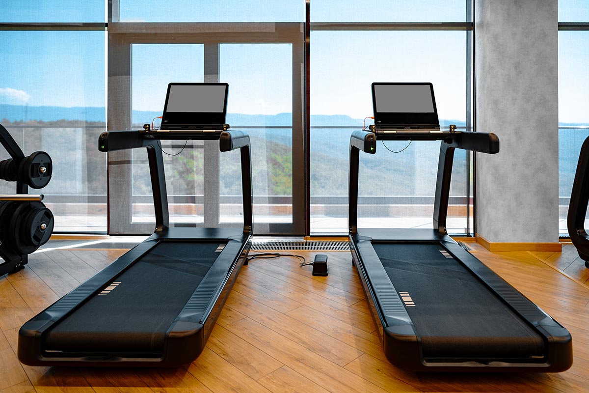 Treadmill Removal Townsend DE - Fast Treadmill Removal Service - MKO ...